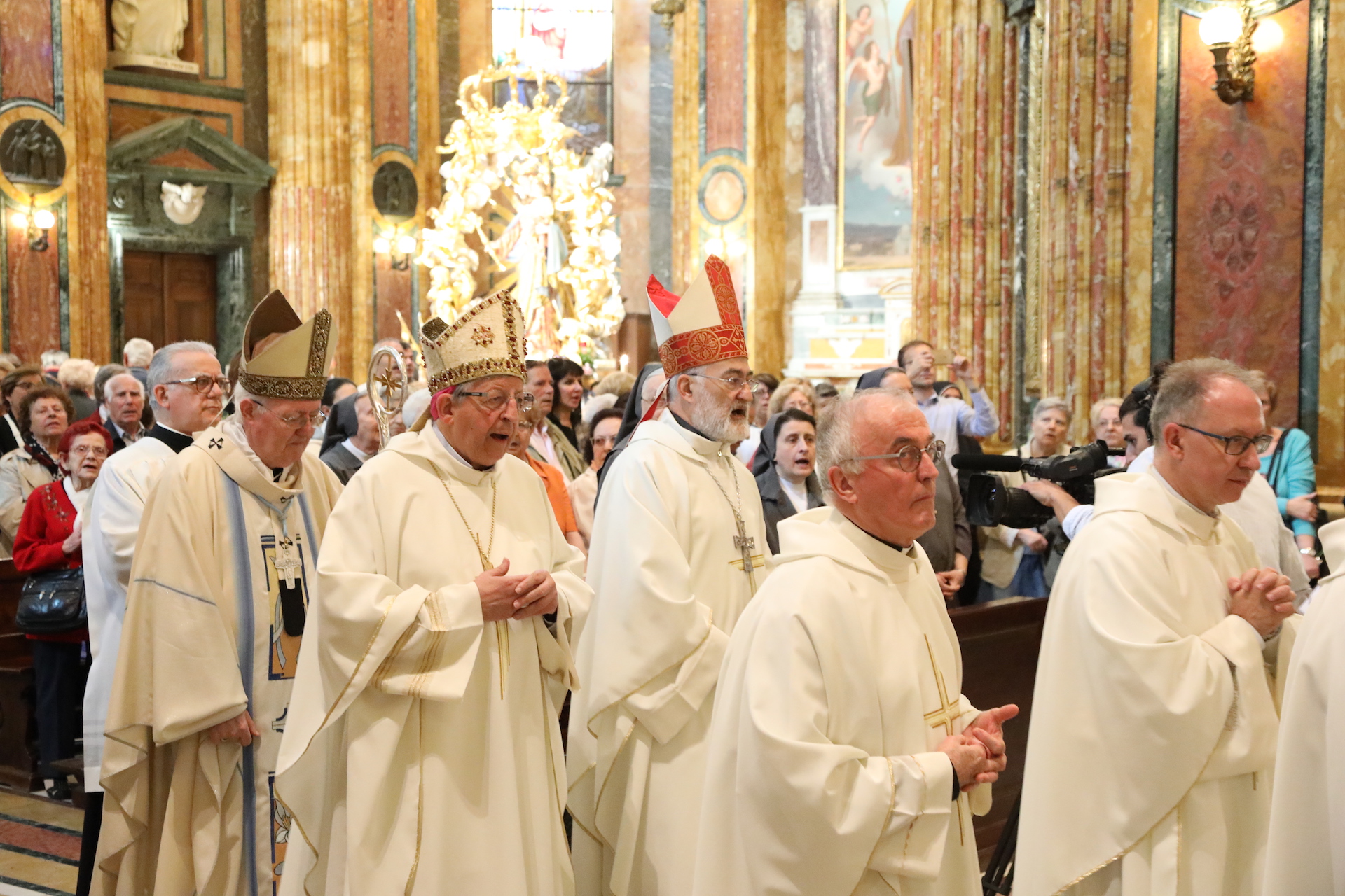 "Ridiamo un’anima a Torino" - Valdocco - Maria Ausiliatrice